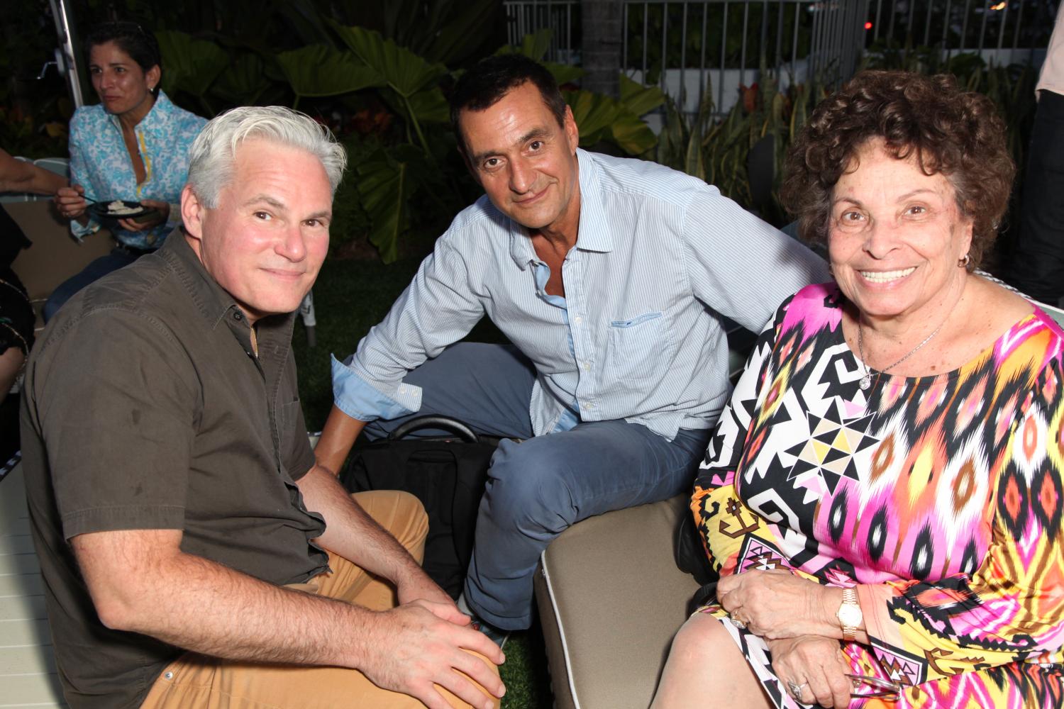 MAZ :: Gallery: Vagabond Motel Grand Opening