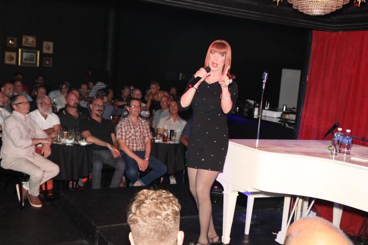 MAZ :: Gallery: Coco Peru at Cabaret