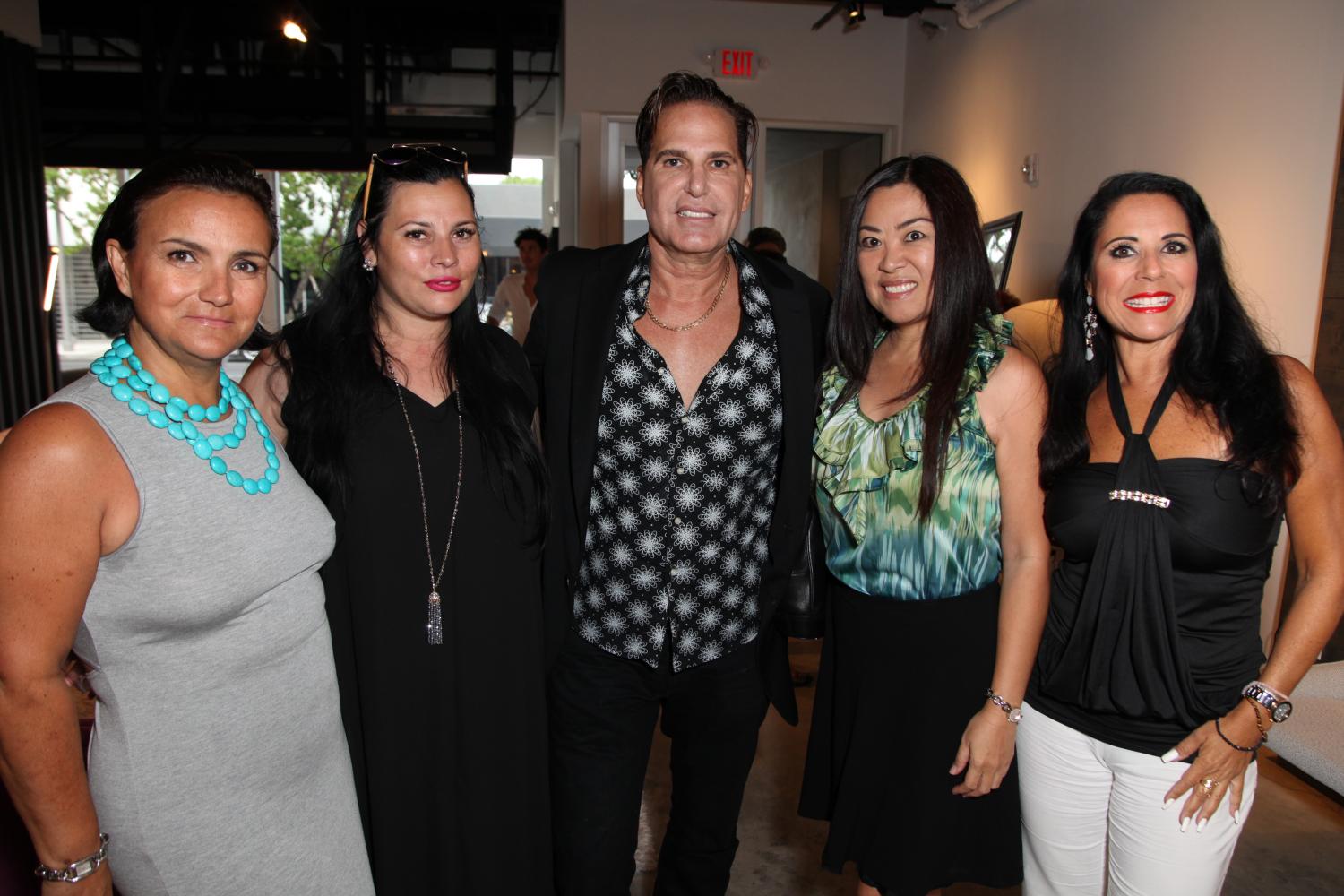 MAZ :: Gallery: Marcelo Holzinger Art Exhibit