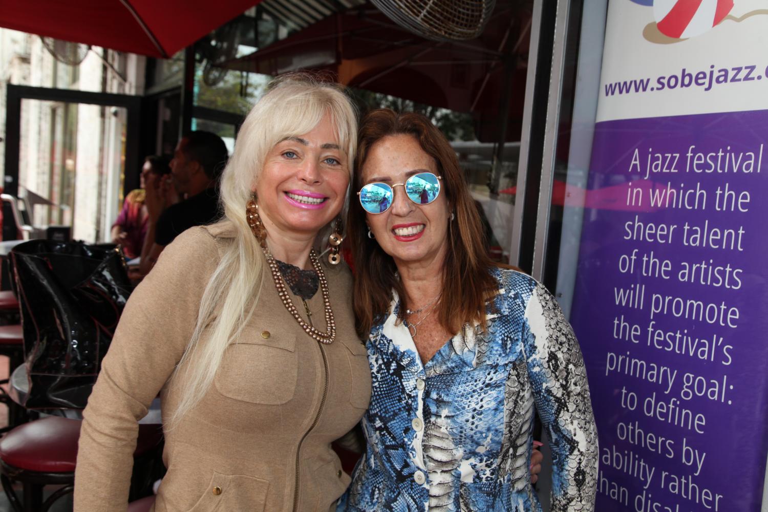 MAZ :: Gallery: Diane Schuur at Colony Theater