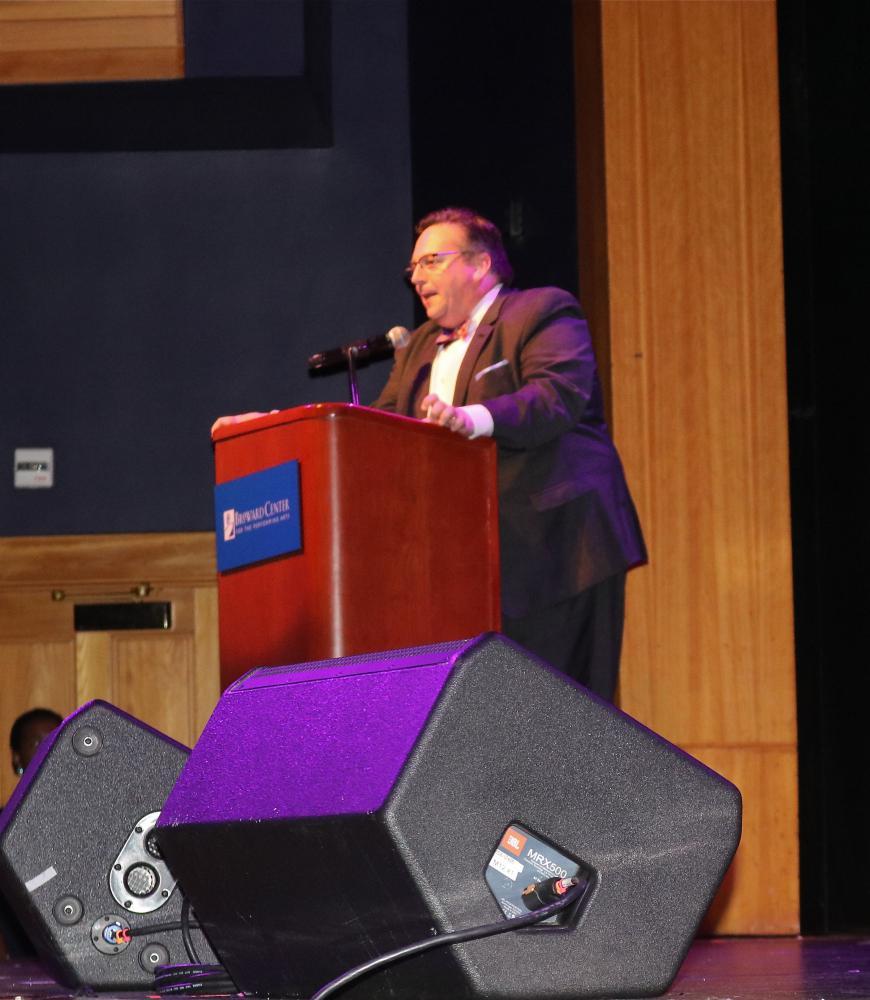 MAZ :: Gallery: 42nd Carbonell Awards Presented