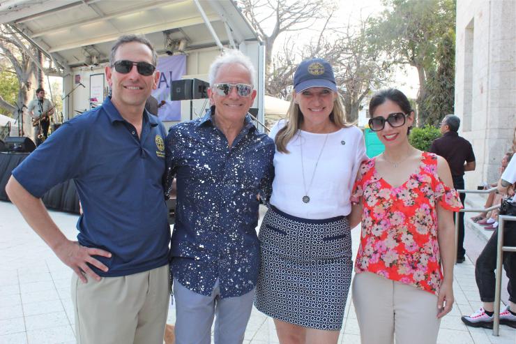 MAZ :: Gallery: Artscape Series In Collins Park