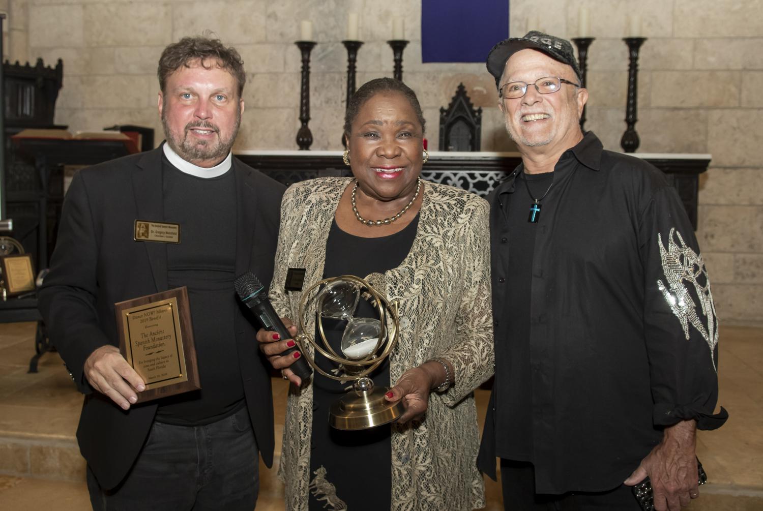 MAZ :: Gallery: Dance Now!'s Ekphrasis in the Monastery