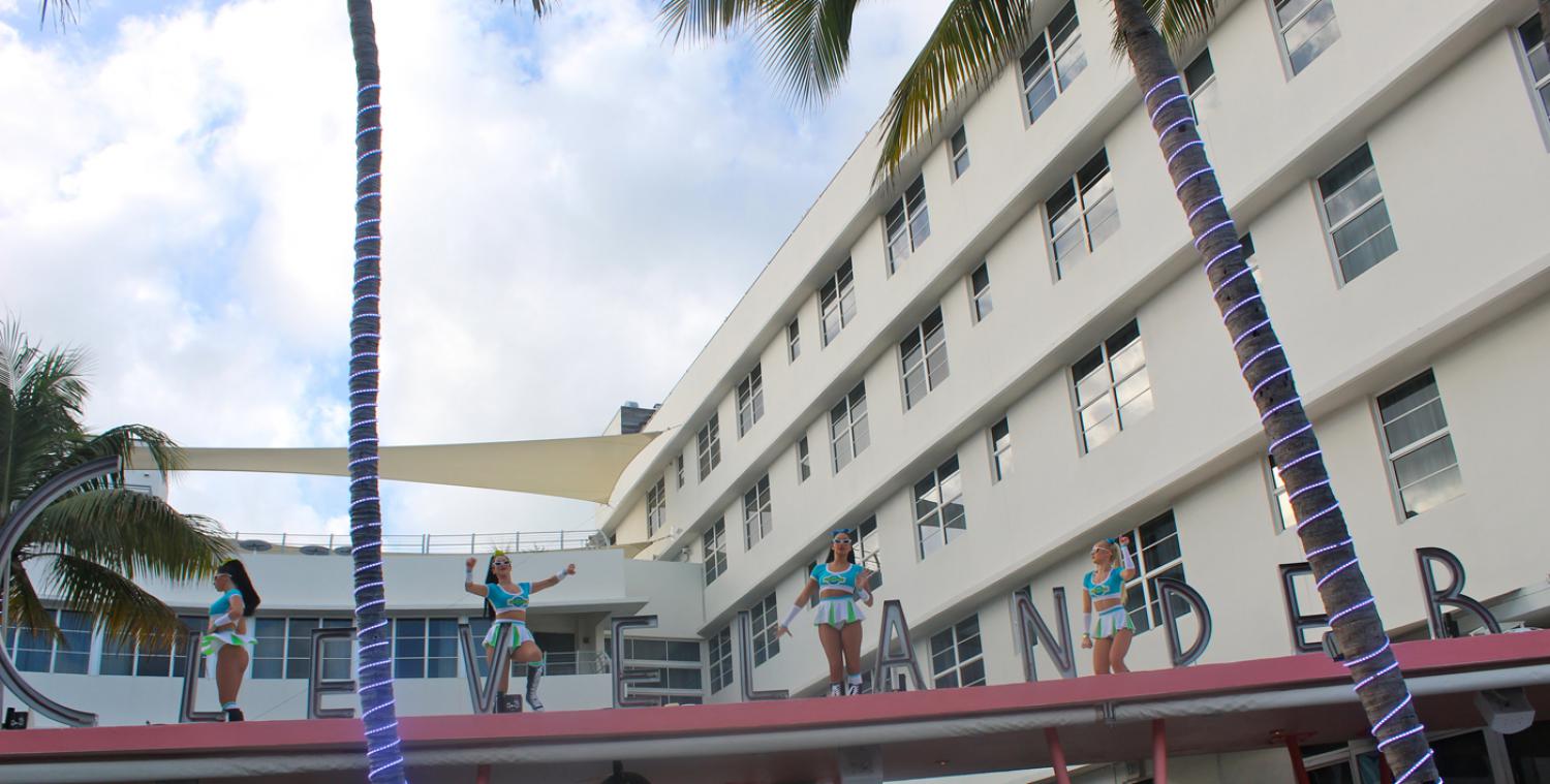 MAZ :: Gallery: Art Deco Weekend Miami Beach