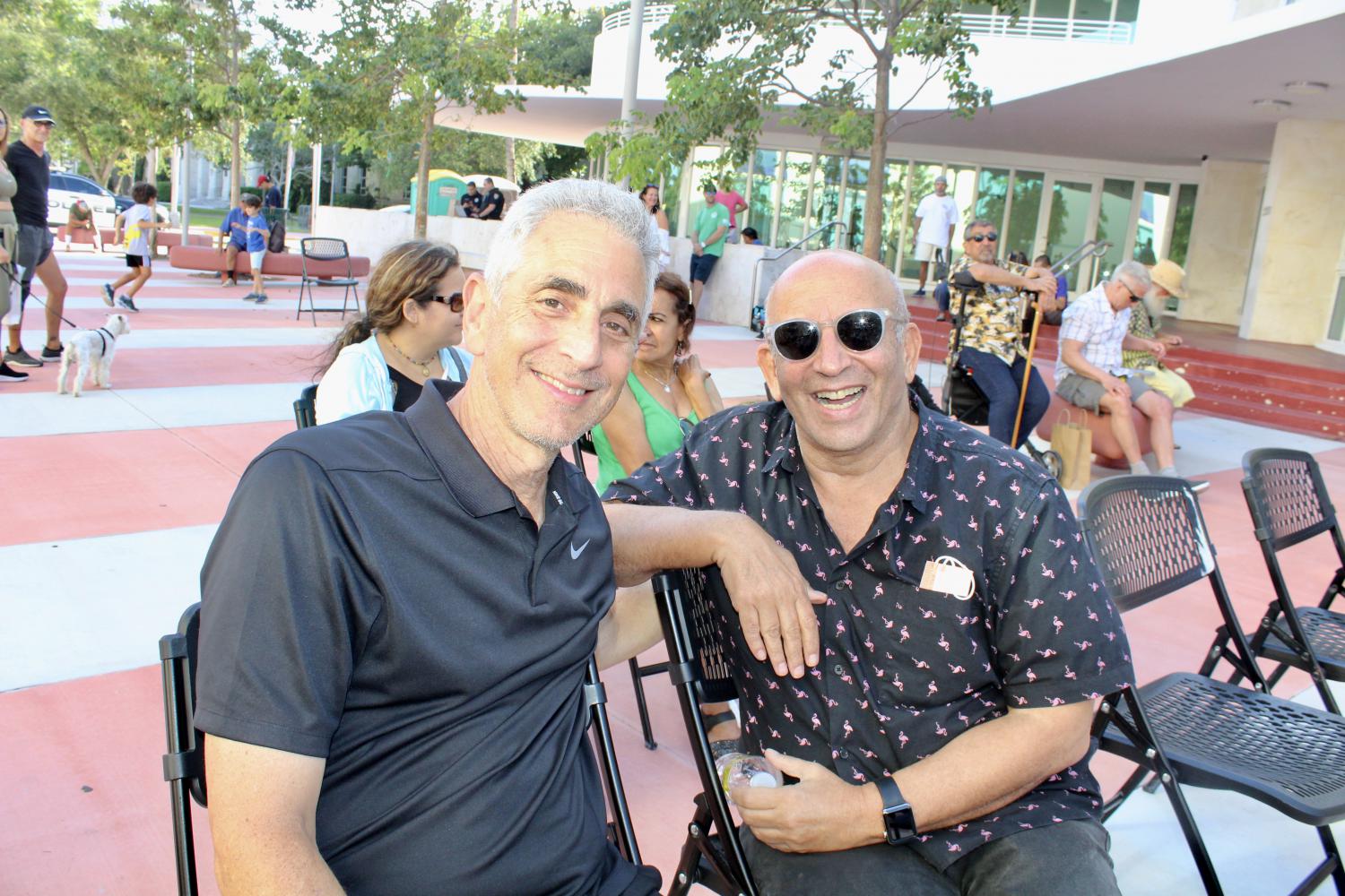 MAZ :: Gallery: Celebrating Earth Day with 'SUENELO!'